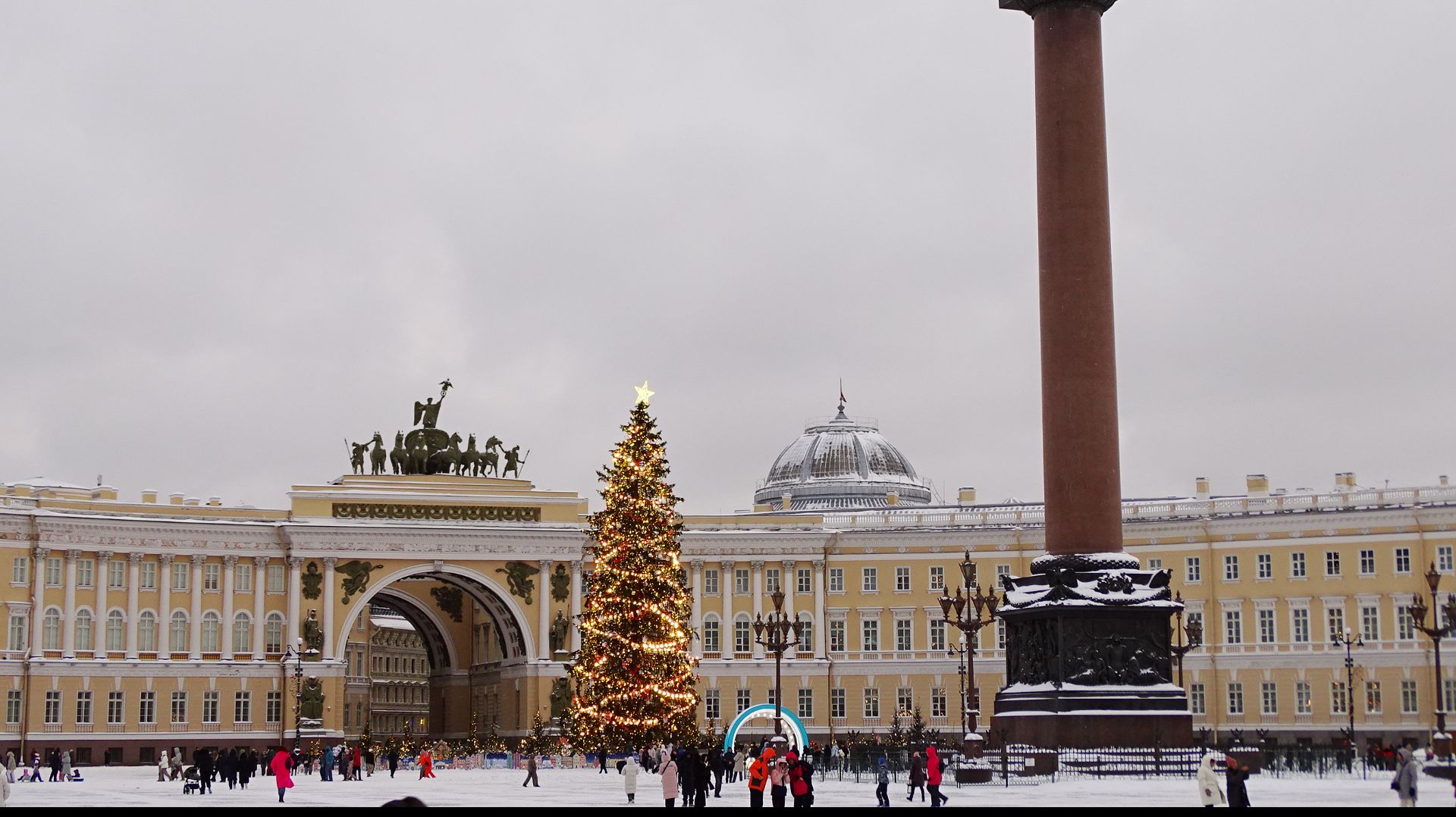 🎄 Дворцовая площадь. Ёлочка, bye-bye! 🤗