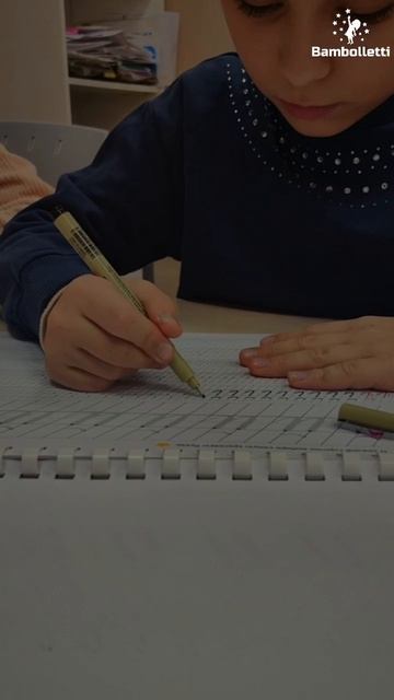 Топ-2 лёгких упражнения для улучшения почерка ребёнка