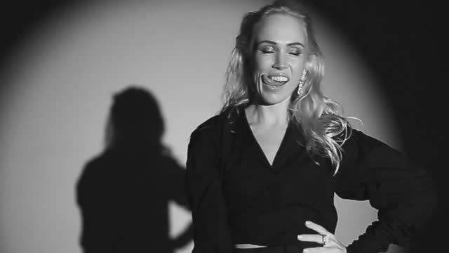 Катя Петерсил x Valery Latypov: Black Velvet. Когда визуальный стиль становится властью.