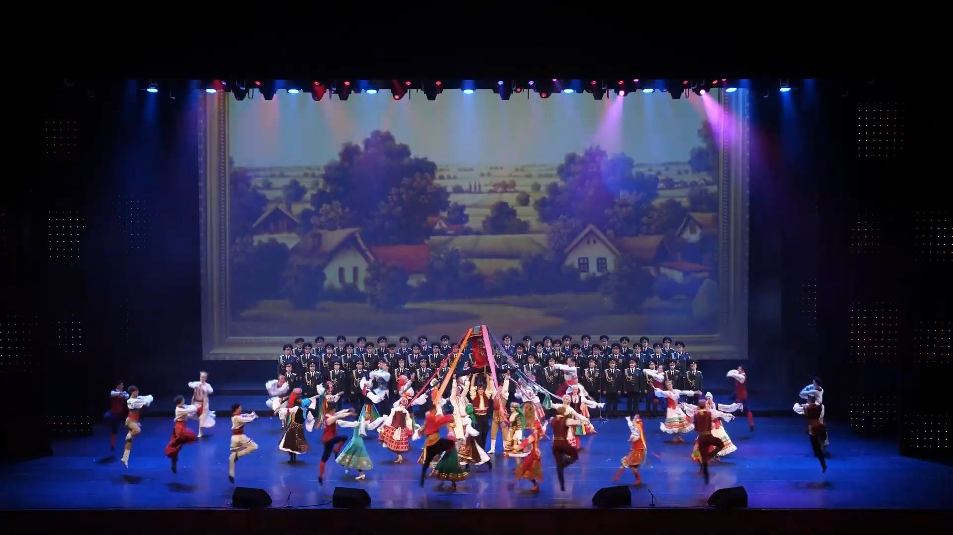 "Многонациональная карусель", Театр "Гжель". "Multinational Carousel", Gzhel Theatre.