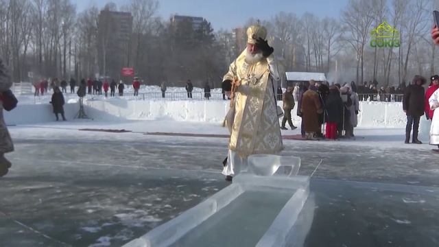 В день Крещения Господня праздничные богослужения прошли во всех церквях столицы Прибайкалья