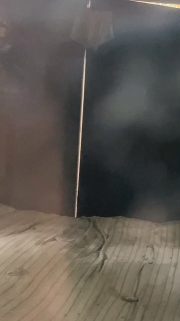 Заброшенная избушка в глухой тайге