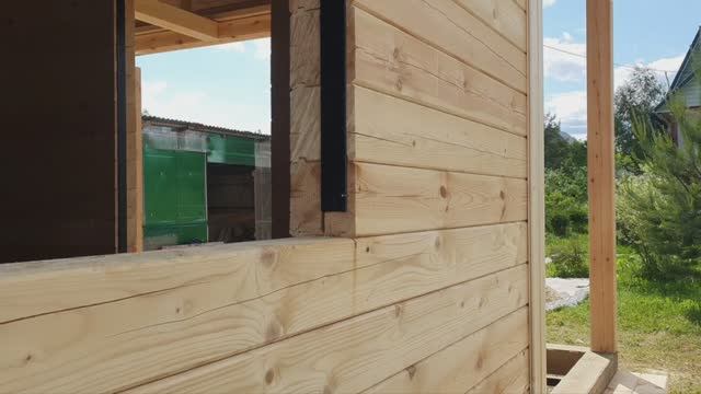 Металлические ройки проемов сруба - усиление проемов при строительстве срубов из бруса из Пестово