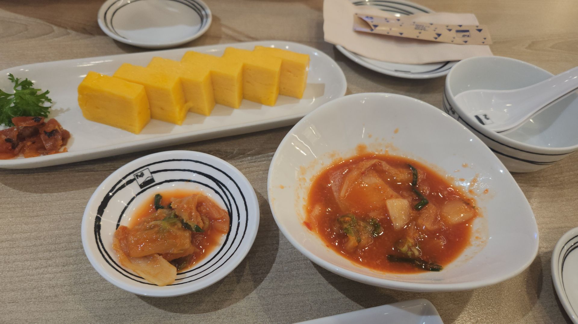 В поисках лучшего кимчи в Паттайя 🍣 🍳 🥗