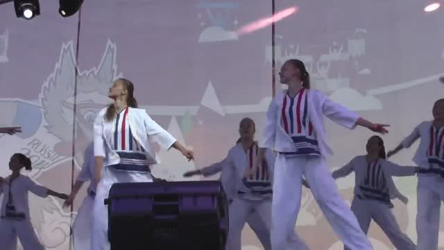 Песня Нас не догонят Ансамбль Надежда Сочи Супер танцы детей