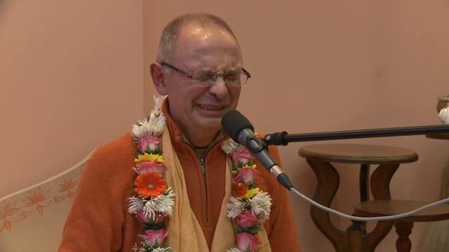 2011.02.06 Sunday Program BG 5.22 Lecture by HH Bhakti Vigiana Goswami - Riga LATVIA
