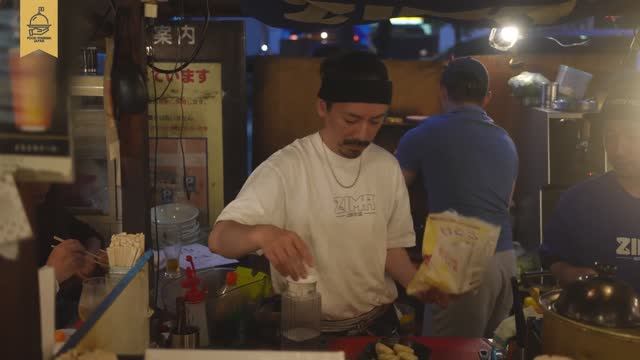 «Ресторан Фукуока Ятай» Рамен, гёза и пиво, популярные в японских продовольственных киосках.