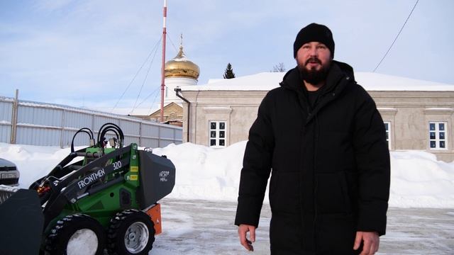 Очистка снега в Монастыре FRONTMEN