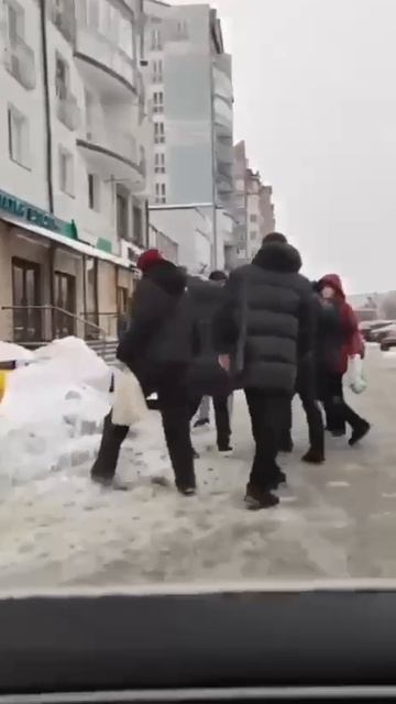 Украинский не доброволец. Бой в Ивано-Франковске гражданского населения против полиции и ТЦК.