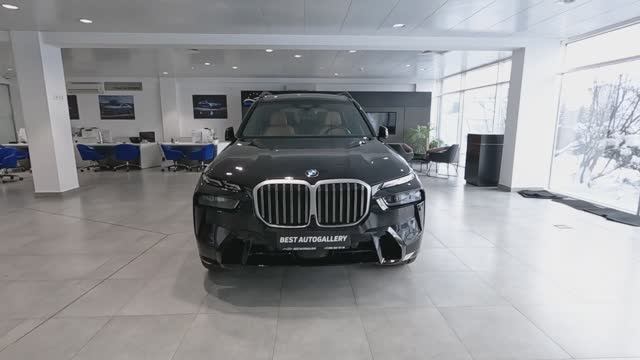 BMW X7 xDrive40i 2022 из США, Manheim Grade A, M Sport, Sky Lounge и 6‑местным салоном