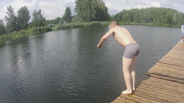 Озеро. Сальто от Коляна.