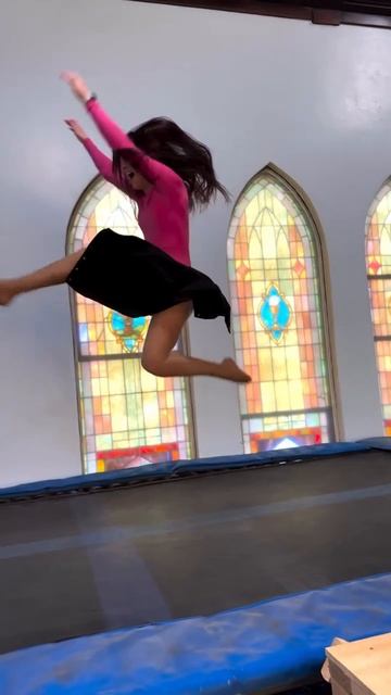 Прыжки на батуте