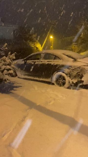 24 декабря 2021 года Мерседес и снег