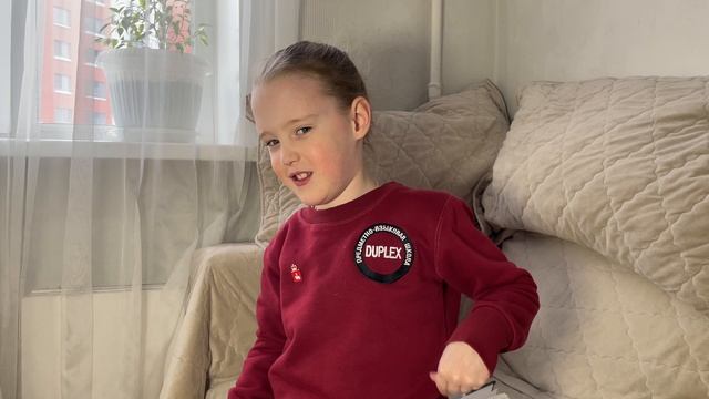 Новости из школы: о том как делаем супер-зарядку и о чем общаемся на переменах!