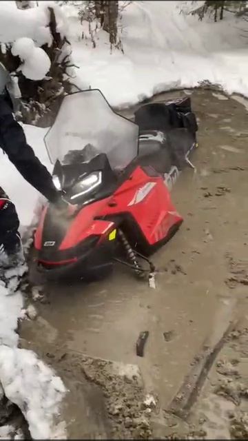 Продаётся снегоход, координаты по GPS самовывоз - Snowmobile for sale, GPS coordinates for pickup