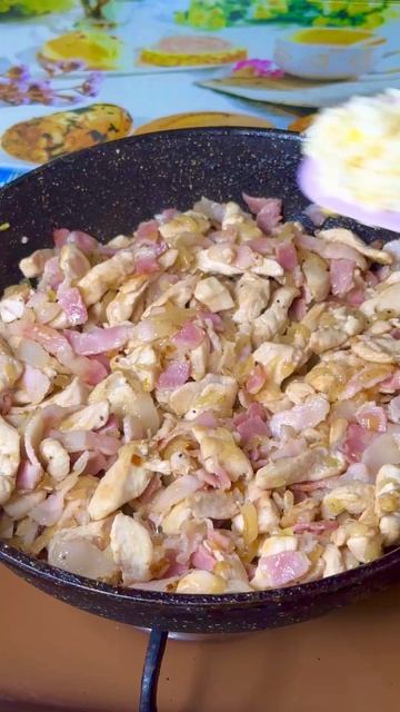 Курица с беконом в сливках 🥓 🍗 🍚