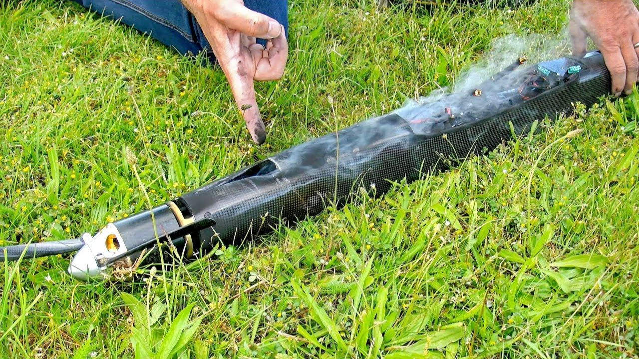 Разбили дорогущий самолёт на радио управлении/Большие убытки