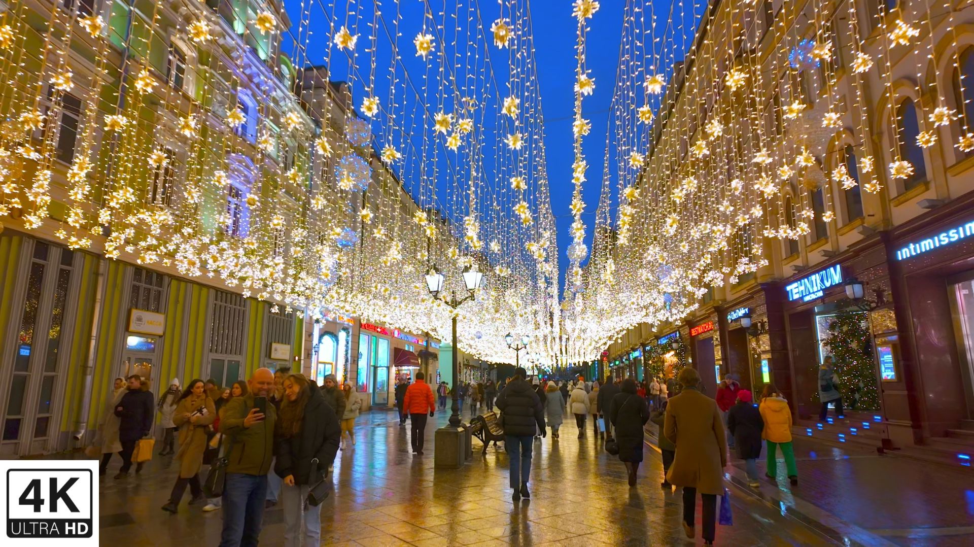 Вечерняя прогулка по блестящей, в некоторых местах, Никольской улице. МОСКВА. 4К