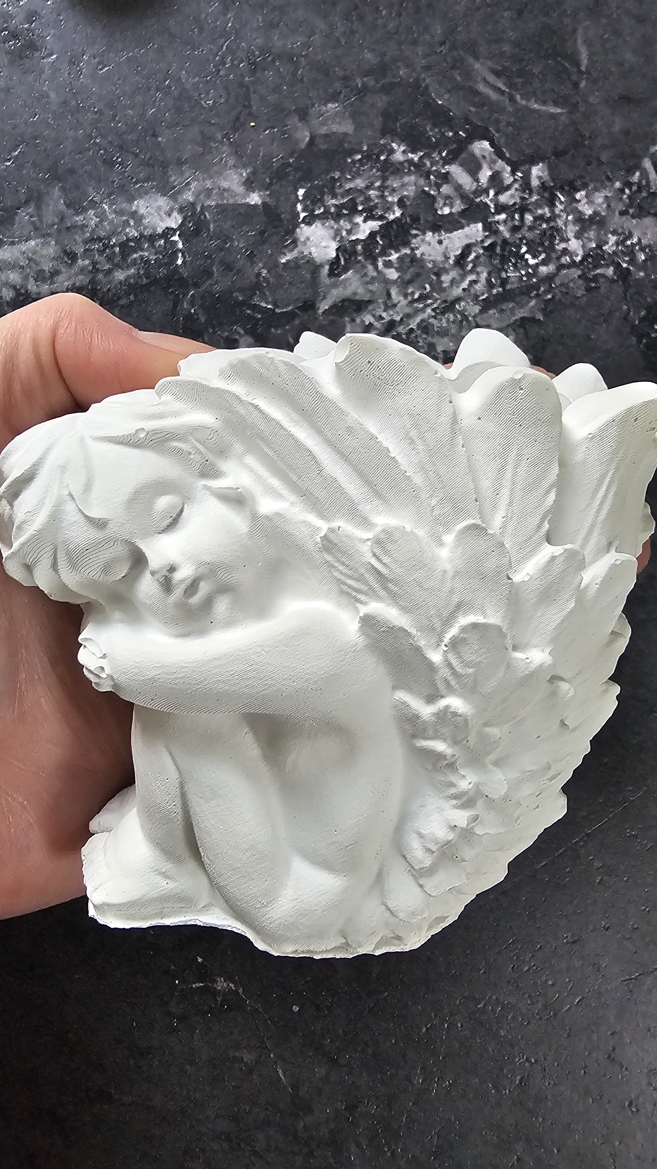 Ангел из гипса😇