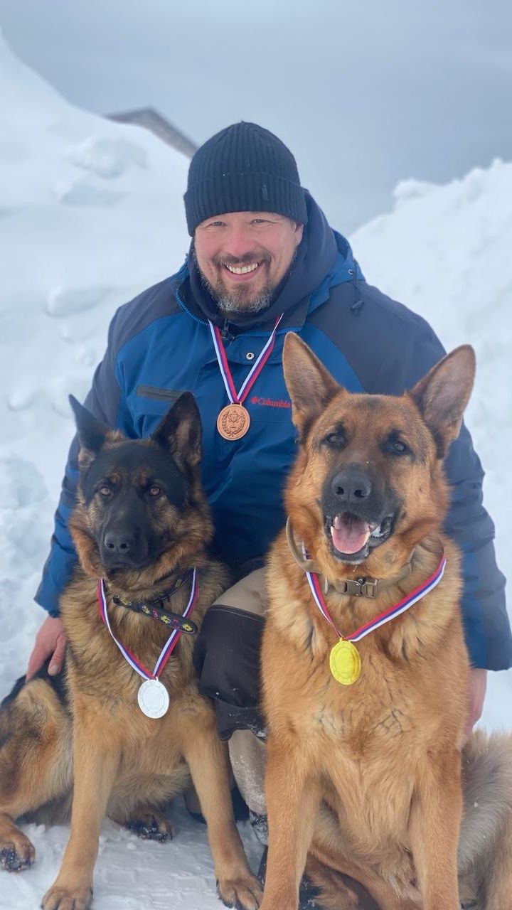 Профессиональный кинолог Игорь Алтайский