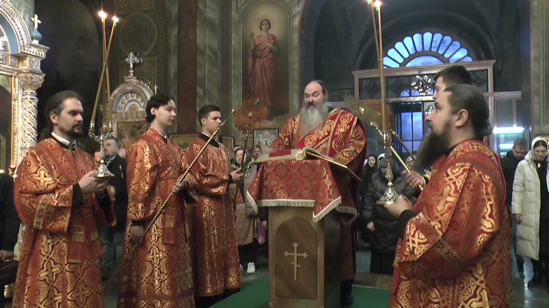 Верую в Единого Бога Отца Вседержителя!