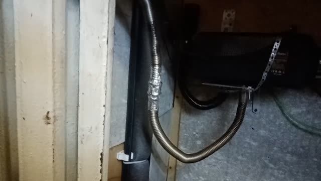 Отопление горожа дачи сухим феном  Выхлоп через батарею 100% экономия тепла