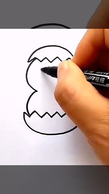 Нарисовал милого цыпленка в яйце