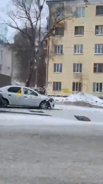 🚓🚗 На 12 сентября не разошлись два автомобиля