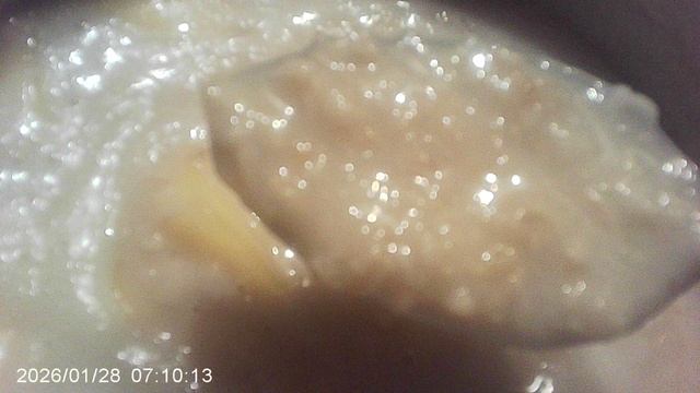 Приготовил домашним и себе овсяную кашу (геркулес) с кусочками тыквы