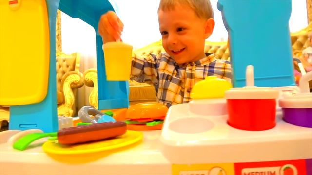 Настя и песенка для детей про прятки