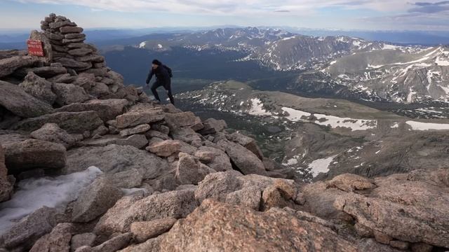 Одиночный бесшумный поход на Лонгс-Пик - Самую культовую вершину Колорадо, США