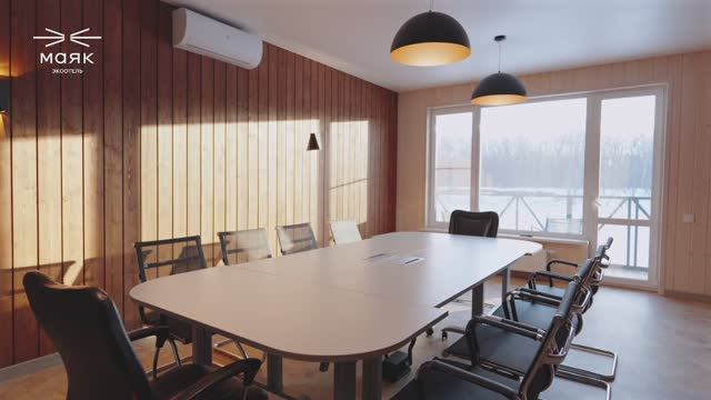 Иногда для хорошей встречи нужен не большой зал и пафос, а правильная атмосфера.