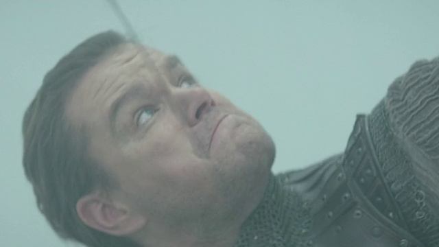 Великая стена.Уиллем защищает попавшего в плен монстра.