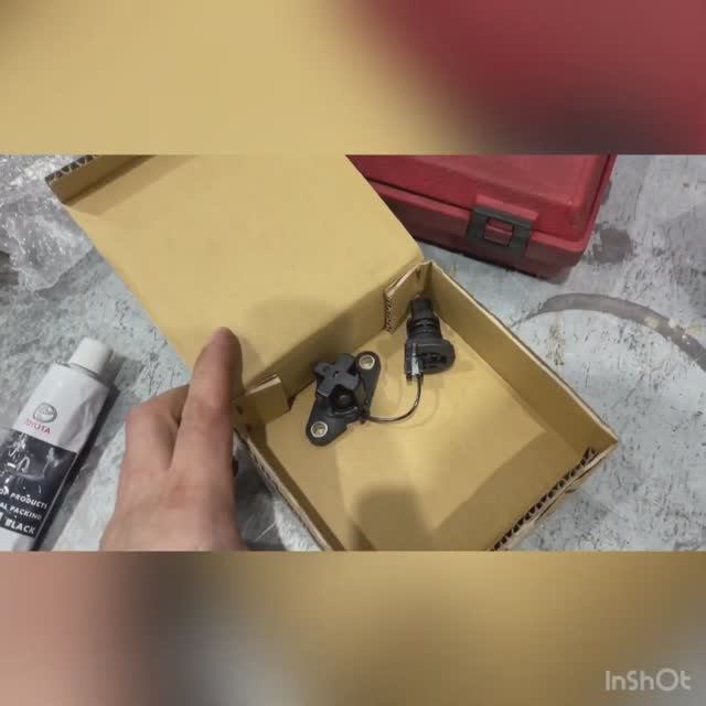 Toyota rav 4 2019 низкий уровень масла. Замена датчика уровня.