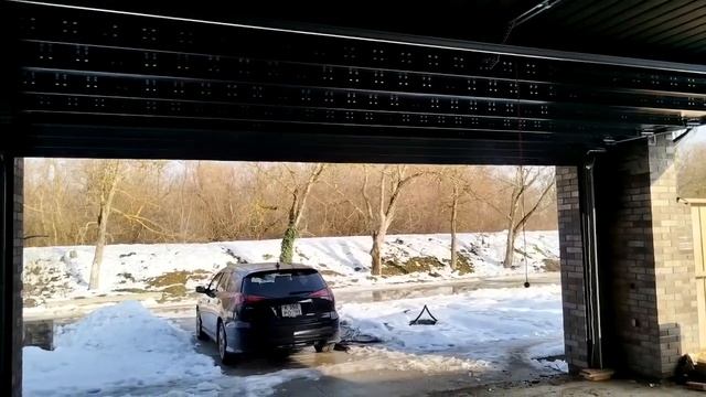 Секционные ворота с усилением.