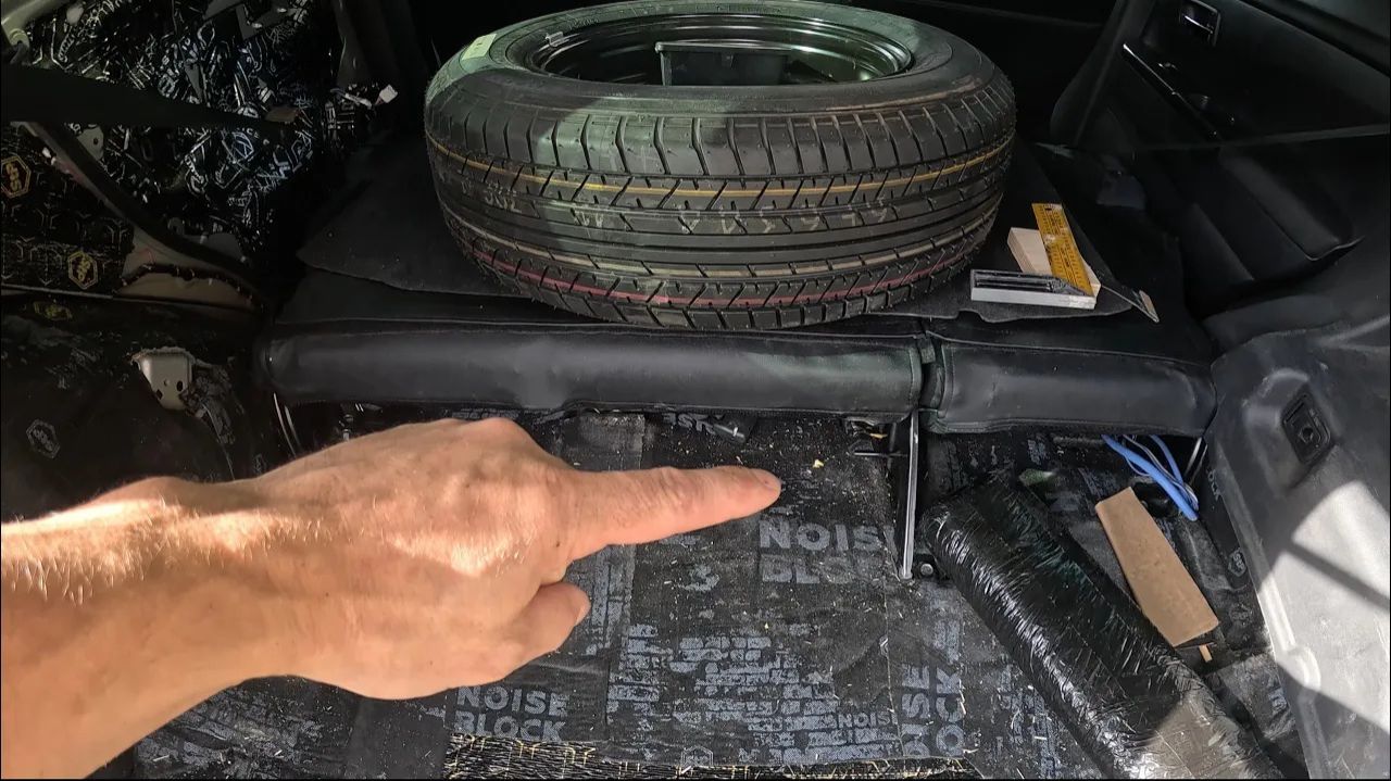 Звукореанимация ASX ч.4 дошумка пола и прокладка кабелей