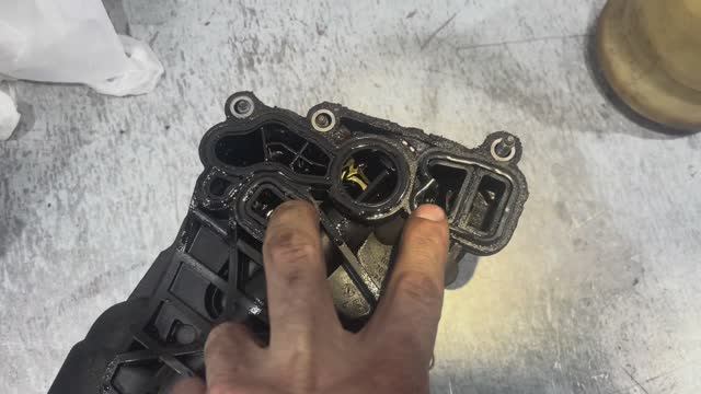 Течь антифриза из под теплообменника bmw x1