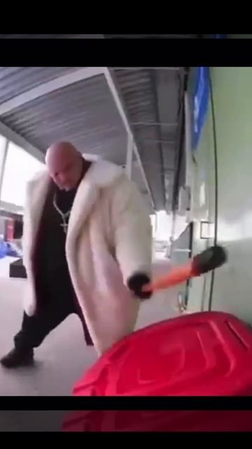 Каждому по ящику: ⚰️ Барецкий тестирует ящики «Полимер-Групп» (г. Мытищи) polimer-group.com