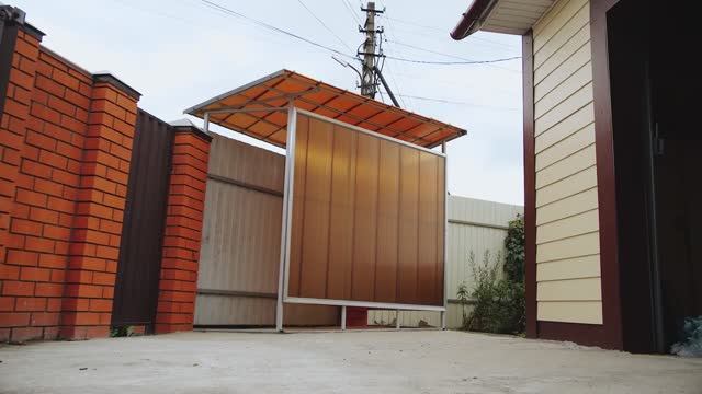 Крытая велопарковка из замковых панелей Novattro PROF