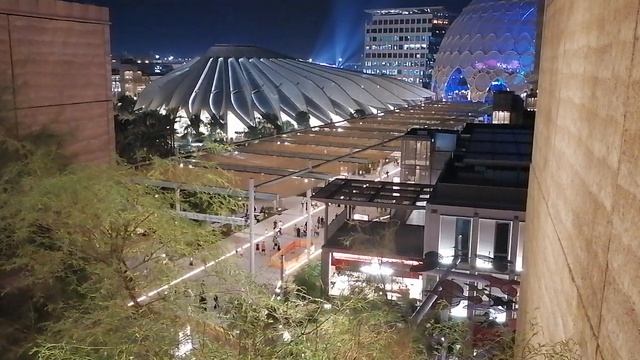 Вид из павильона Марокко на Купол, Дубай Экспо