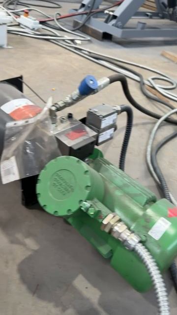 На производстве ООО «КЗМИ СНАБ» изготовлено четыре гидравлических подъёмных стола