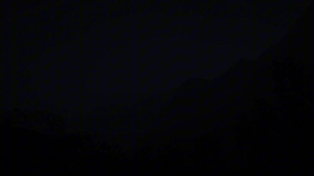 ⚡🌧️ Сильный дождь и тихие раскаты грома для БЫСТРОГО засыпания — ЧЕРНЫЙ ЭКРАН.