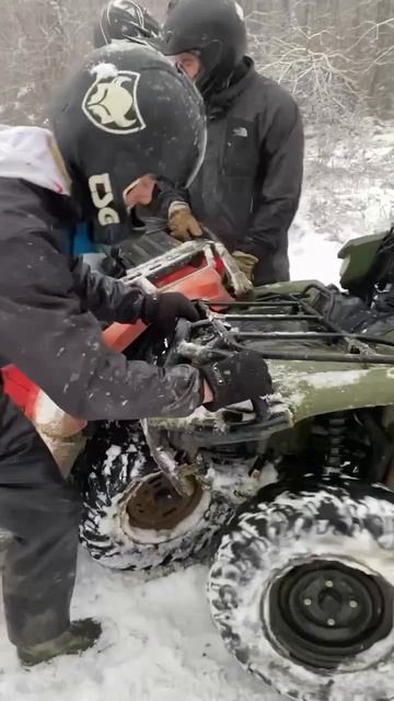 Квадроциклы  влюбились и поцеловались 😱 - The quads fell in love and kissed 😱