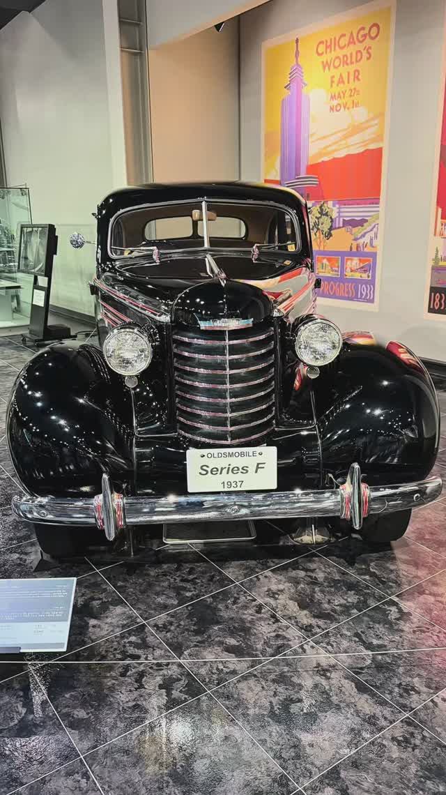 1937 OLDSMOBILE SERIES F 🇺🇸 | Редчайший американский аристократ, собранный в Японии 🇯🇵
