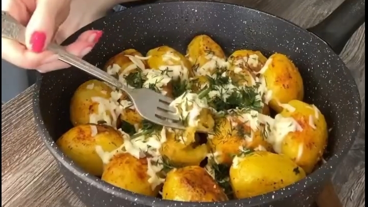 Самое вкусное блюдо - Картошка...🥘🥔😋