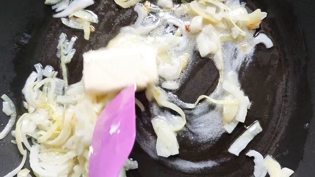 Куриные голени запеченные с яблоками, сельдереем и картофелем - неординарное блюдо из курицы