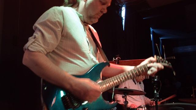 Он Господь (электрогитара) / Обучающее видео / Московская церковь Христа / mcoc worship