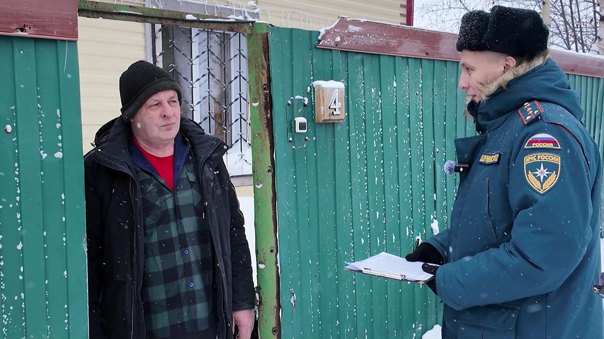 Сотрудники МЧС выходят в рейды по дачным кооперативам Пыть-Яха
