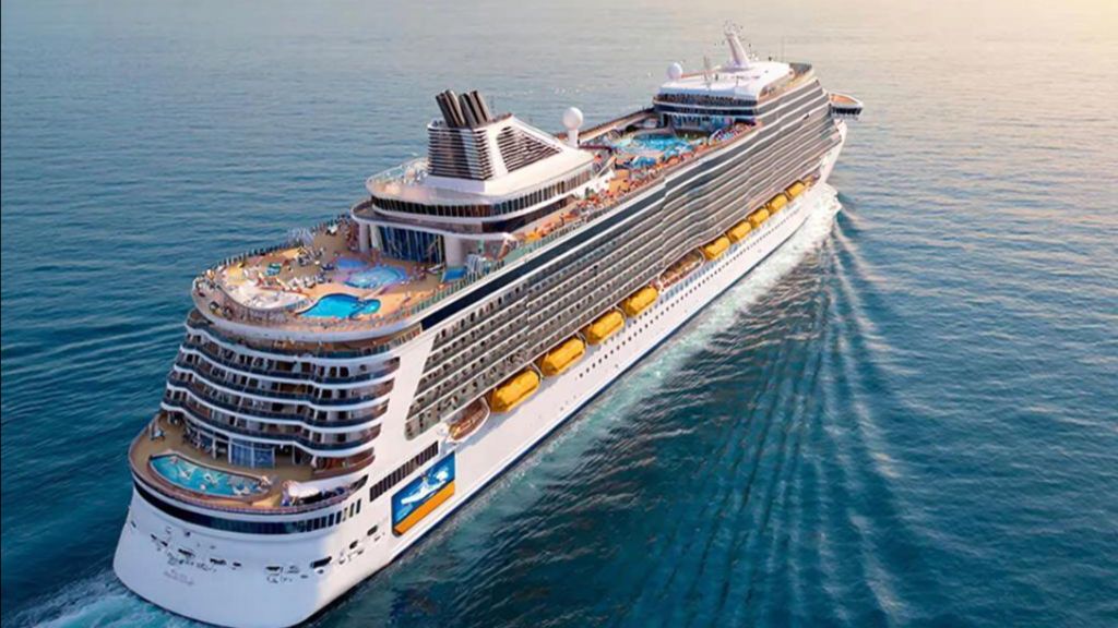 Оформляю паспорт, визу, беру билет на океанский лайнер в Финляндию...