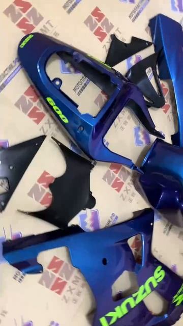 г. Ростов-на-Дону Suzuki GSXR600/750 2001-2003 ||| мотопластик.рф